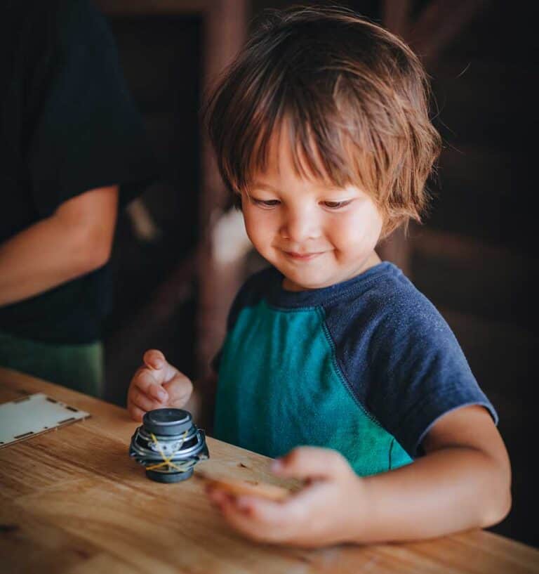 How to Encourage Curiosity in Kids | Built by Kids - Empowering Kids to ...