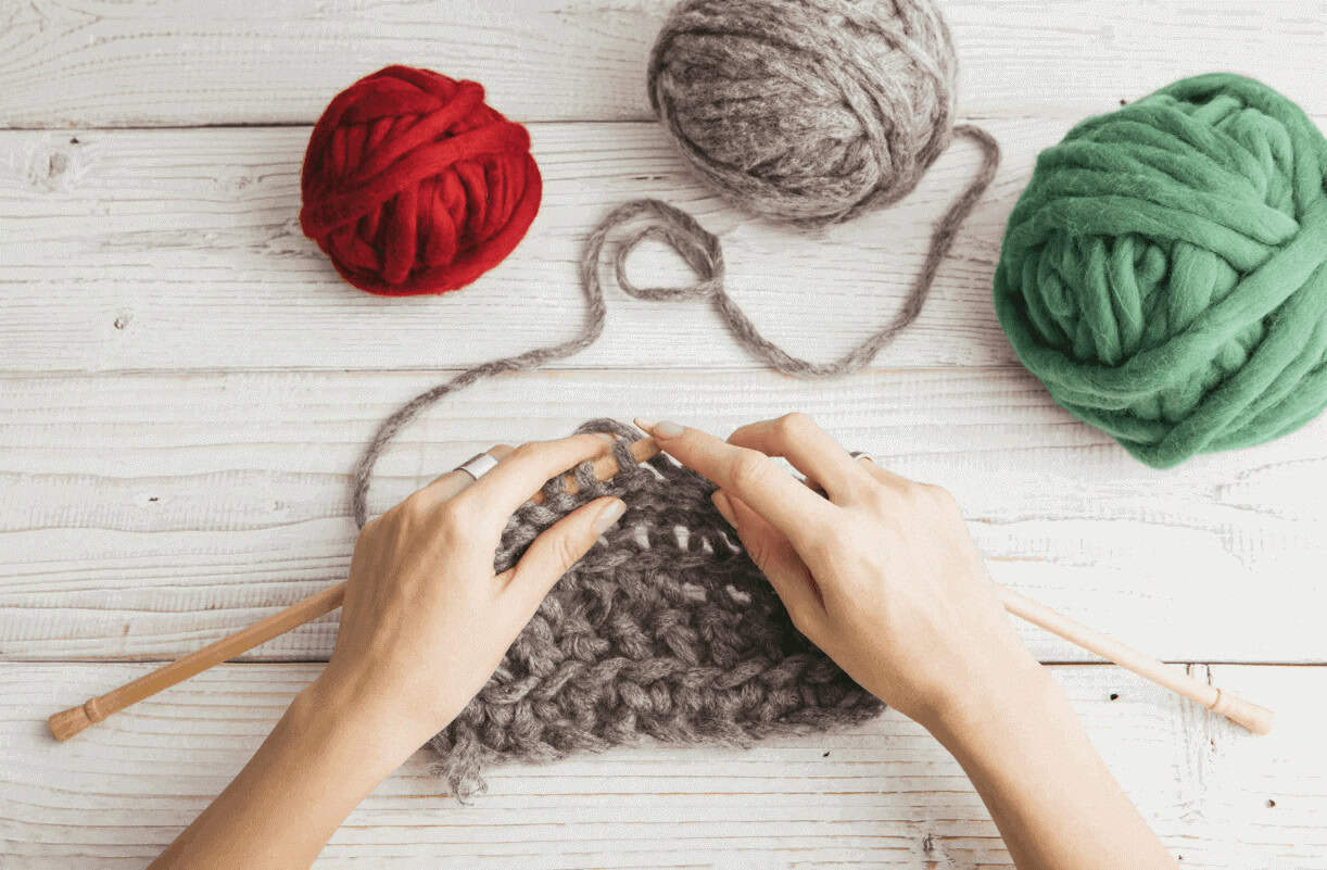How Knitting Together Can Bring Calm to Your Family’s Day